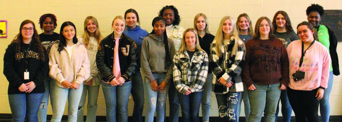 JHS powerlifting gears up for season - The Jena Times - The Jena Times