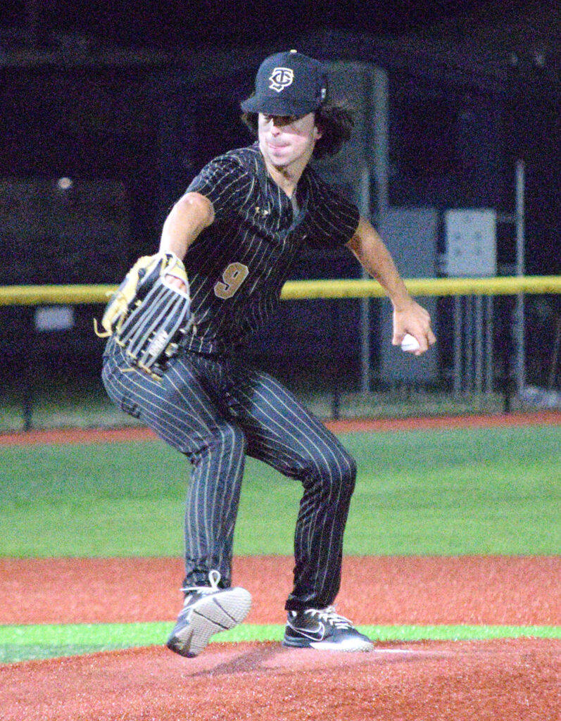 Giants’ Great Season Ends in Second Round - The Jena Times