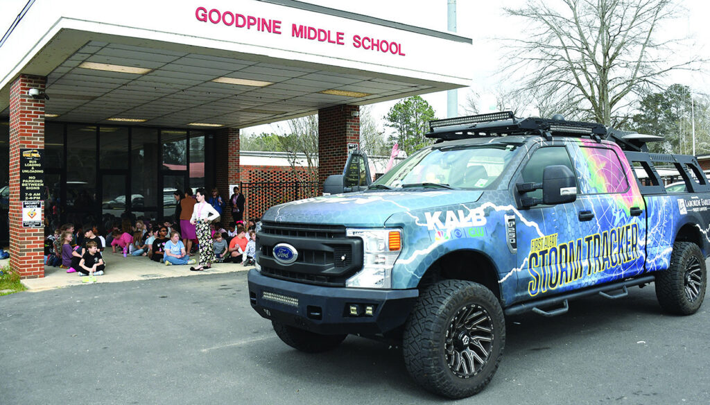 KALB Meterologist Visits GPMS - The Jena Times